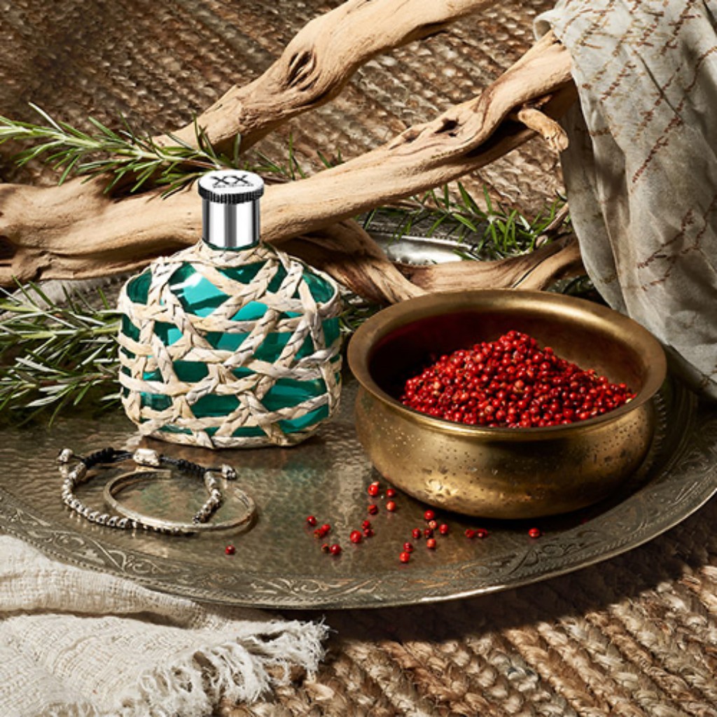 Juicy Couture花境香氛快樂綻放 John Varvatos工匠冒險水感薰苔 – 潮流誌 InTrend Log