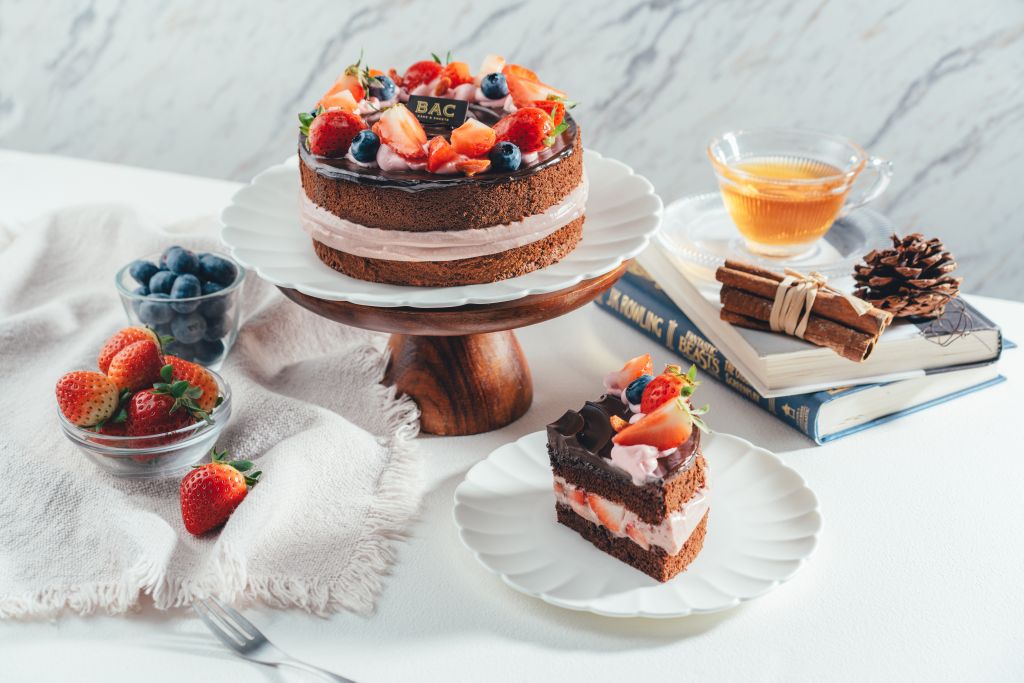 草莓季登場 BAC網美蛋糕回歸 PINEDE雙層美好祝福 – 潮流誌 InTrend Log