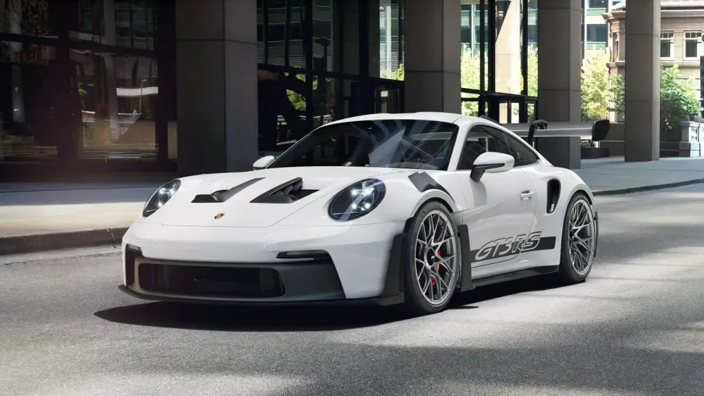 PORSCHE精彩絕倫極致精銳 賽道跑格視覺饗宴 – 潮流誌 InTrend Log