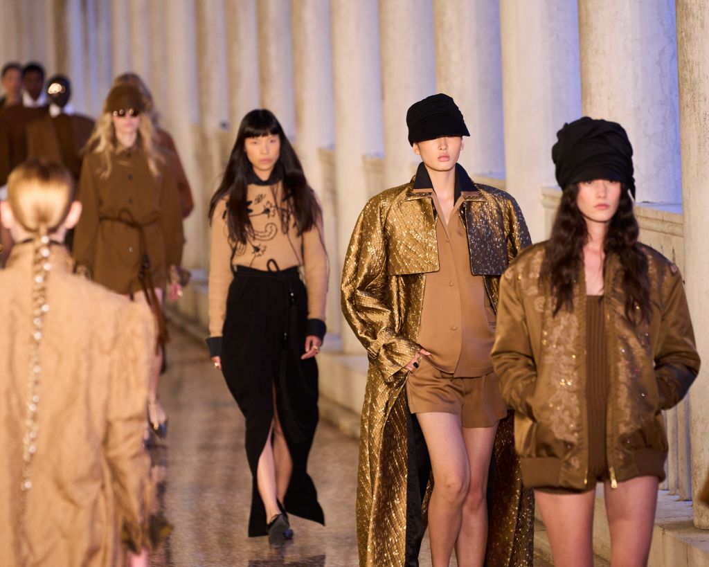 Paul Smith重返美好時光 MAX MARA簡約奢華 COS鮮明靈動 – 潮流誌 InTrend Log